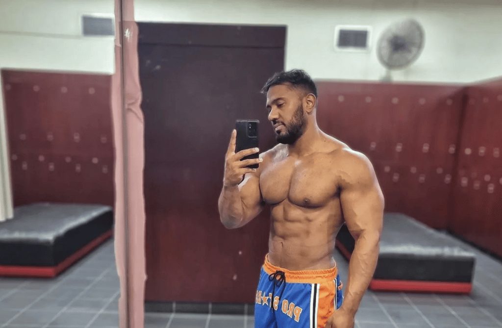 Bekende professionele bodybuilder en arts met tien kogels doorzeefd ...