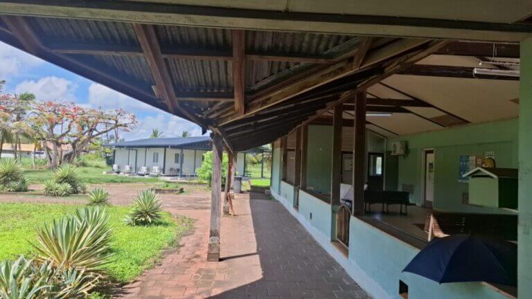 Dak van RGD Poli Ellen dreigt in te storten volgens klokkenluider